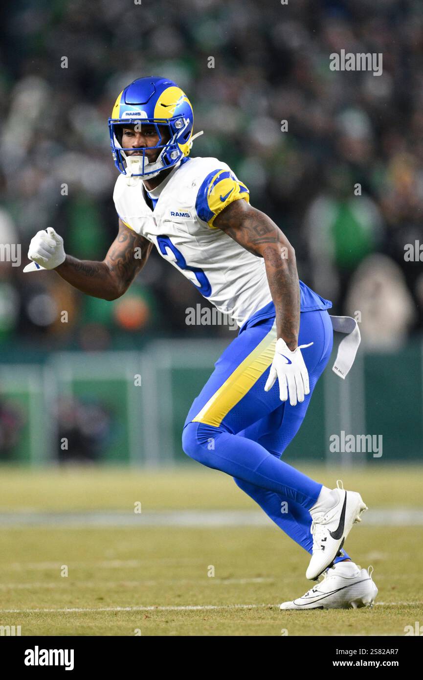 Los Angeles Rams safety Kamren Curl (3) in action during the first half ...