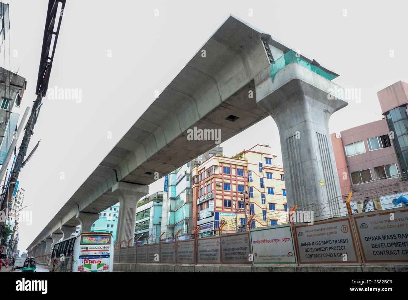 Construction of the Dhaka Metro Rail in Agargaon, Dhaka, Bangladesh ...