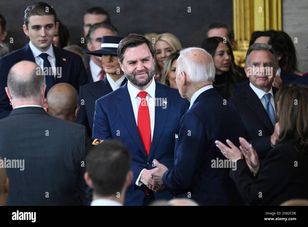 Washington, DC. 20th Jan, 2025. US Vice Preisdent-elect JD Vance shakes ...