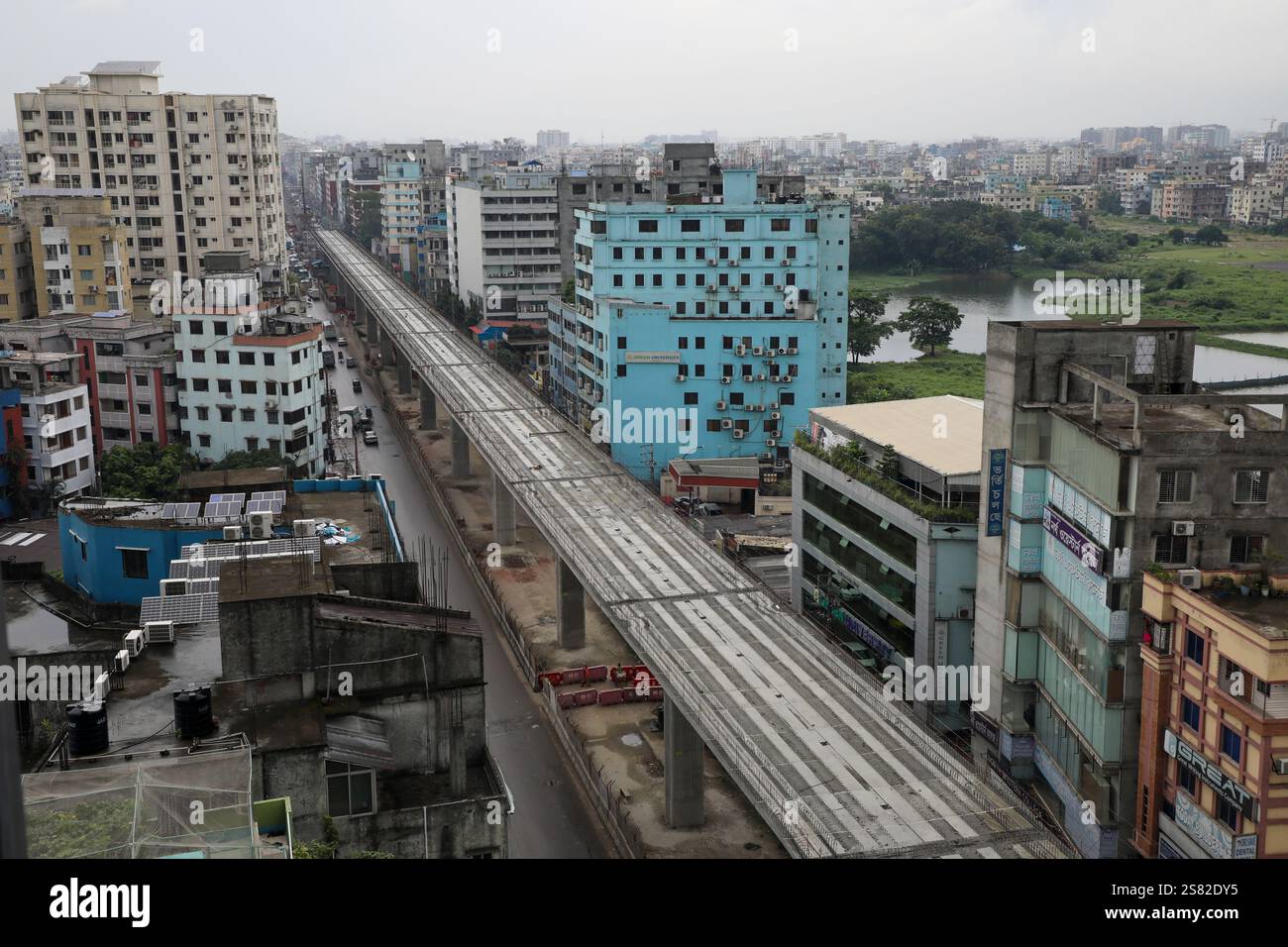 Construction of the Dhaka Metro Rail in Agargaon, Dhaka, Bangladesh ...