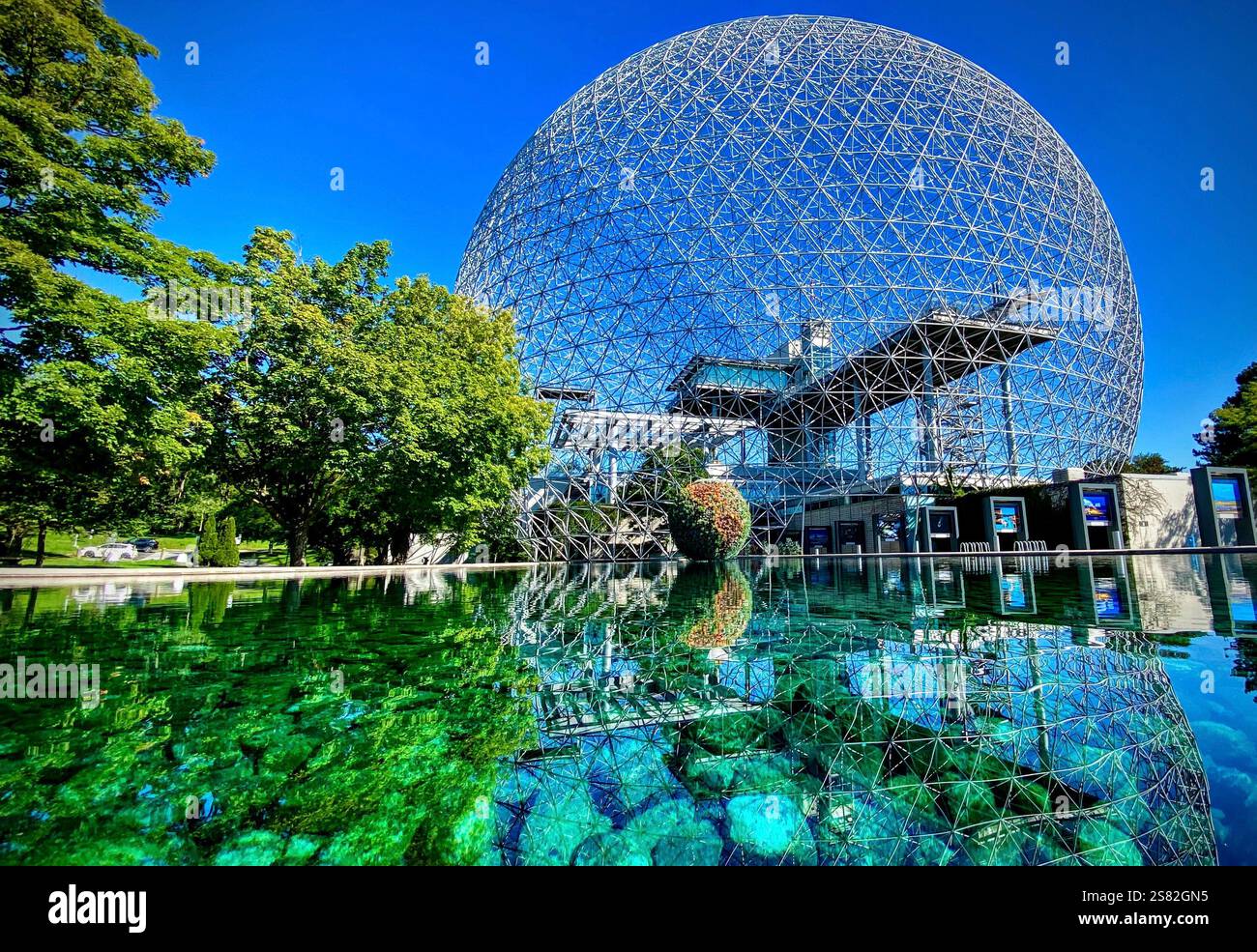 Montreal’s biosphere at Parc Jean-Drapeau Stock Photo - Alamy