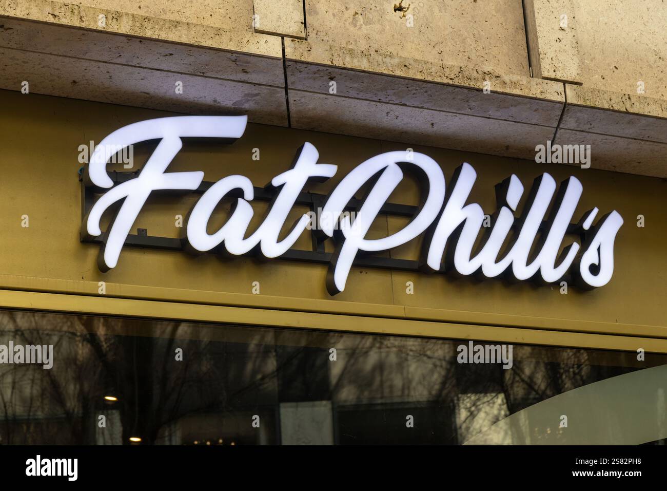 Fat phills hi-res stock photography and images - Alamy