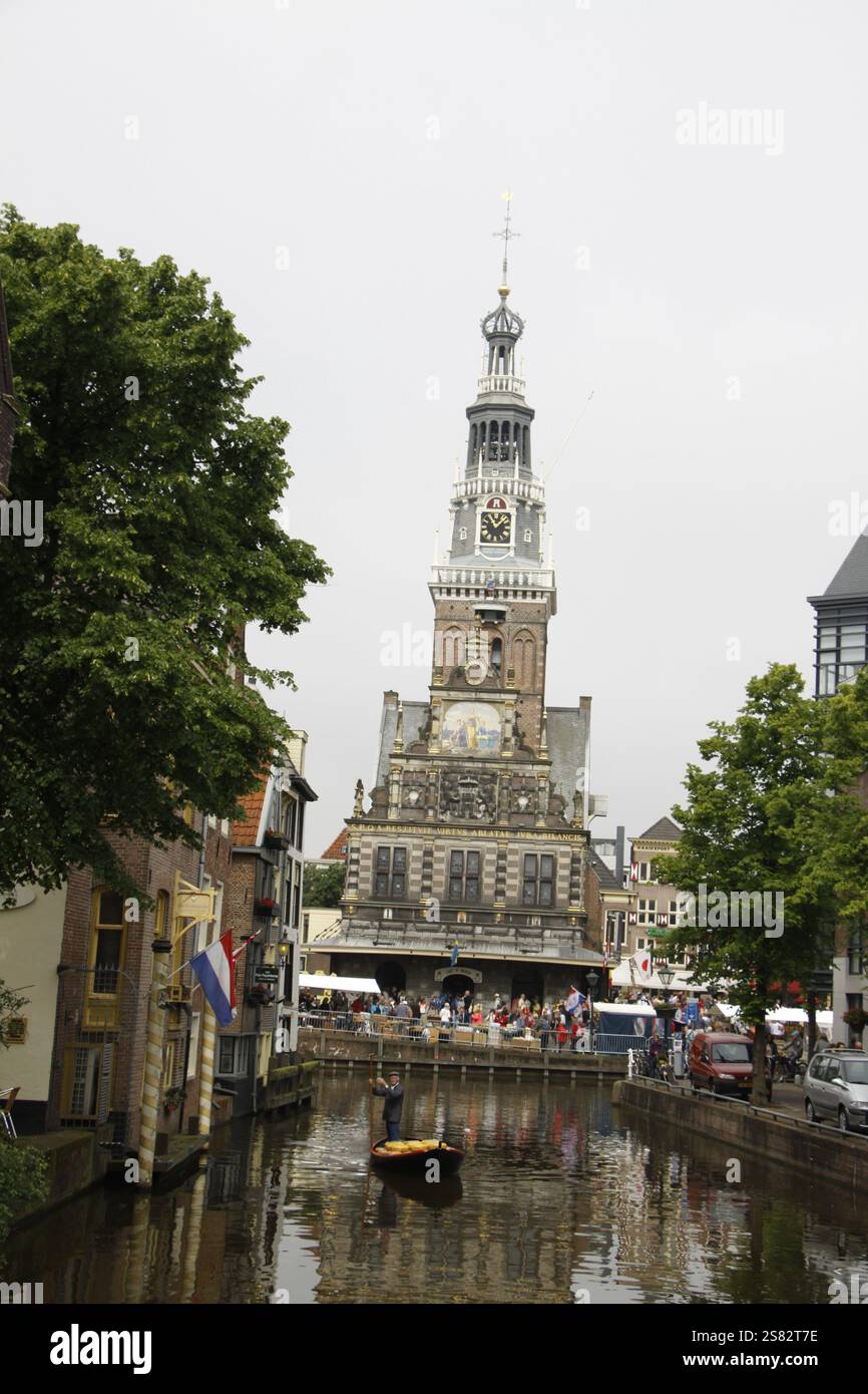 Waaggebouw is an old building where in the old days the cheese got ...