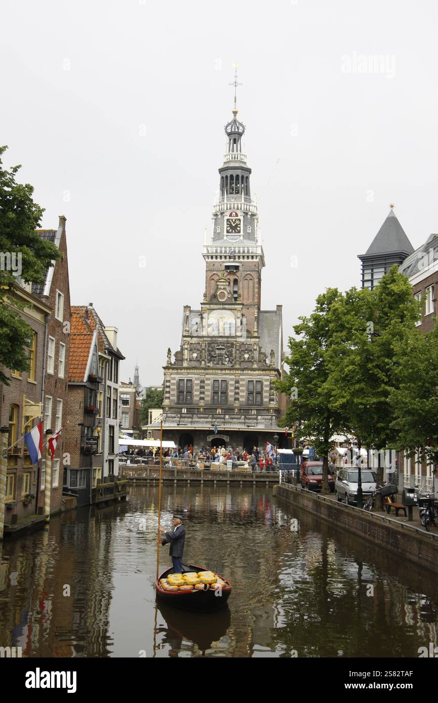 Waaggebouw is an old building where in the old days the cheese got ...