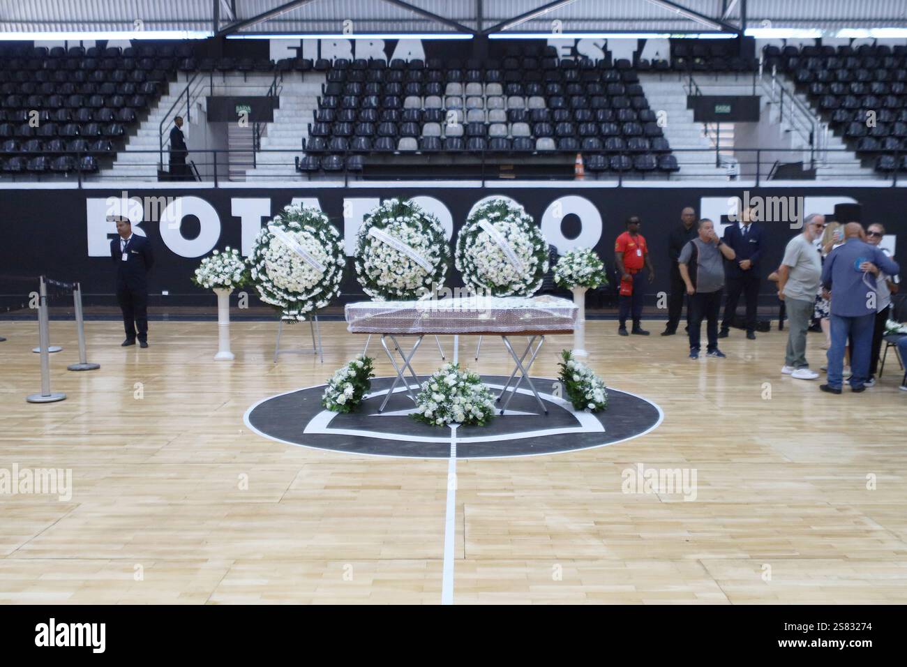 Fans, friends and family bid farewell to Brazilian journalist Leo ...