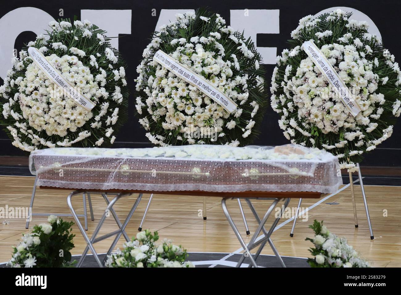Fans, friends and family bid farewell to Brazilian journalist Leo ...