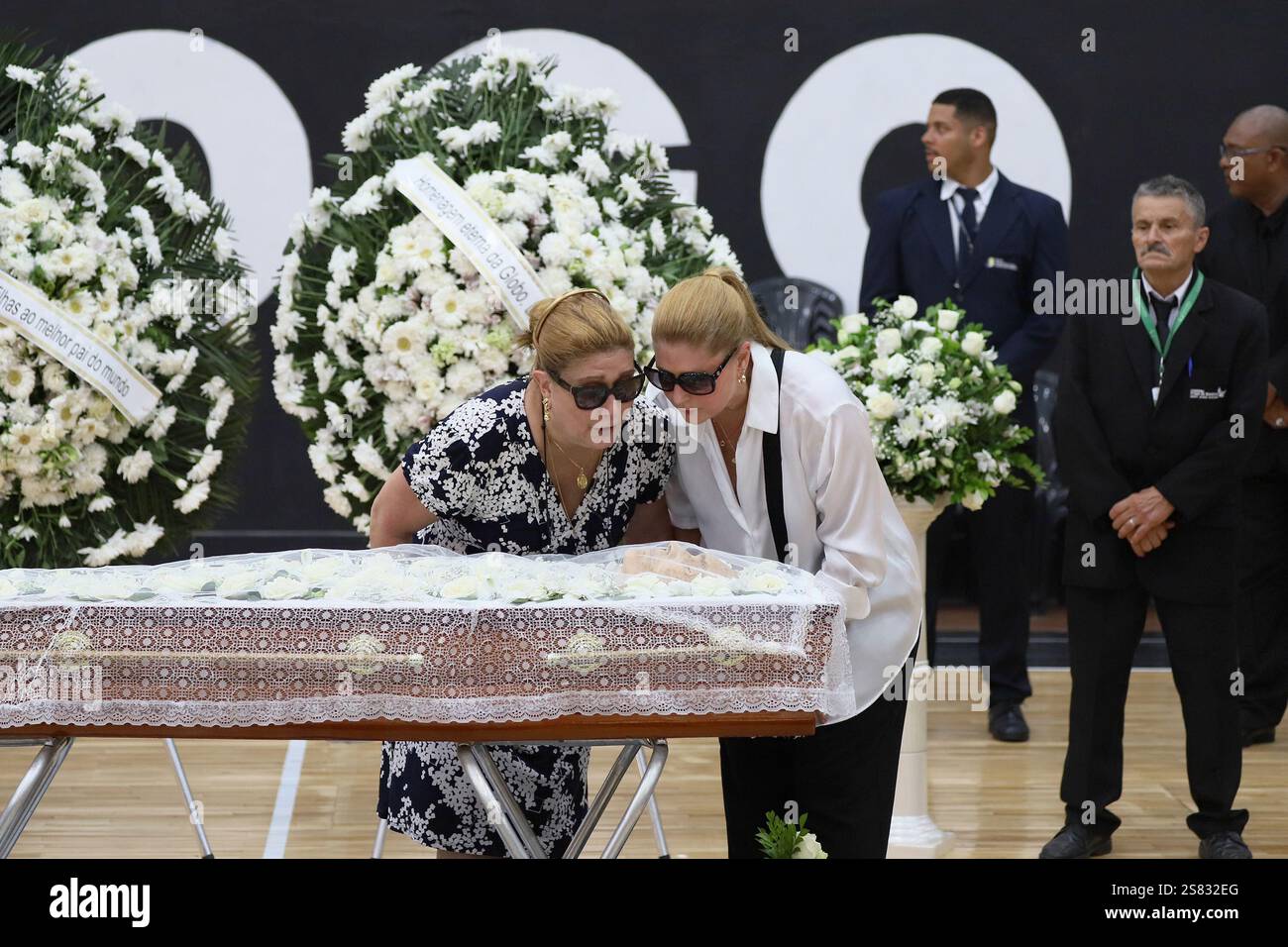 Fans, friends and family bid farewell to Brazilian journalist Leo ...