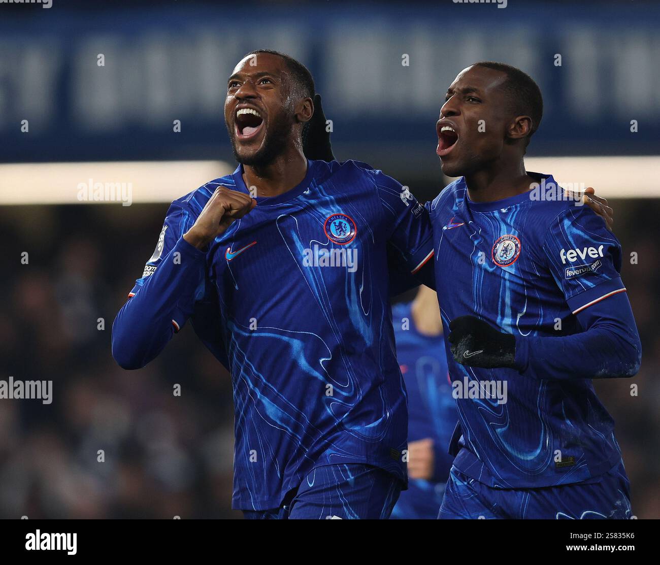 London, UK. 20th Jan, 2025. Tosin Adarabioyo (L) of Chelsea celebrates ...