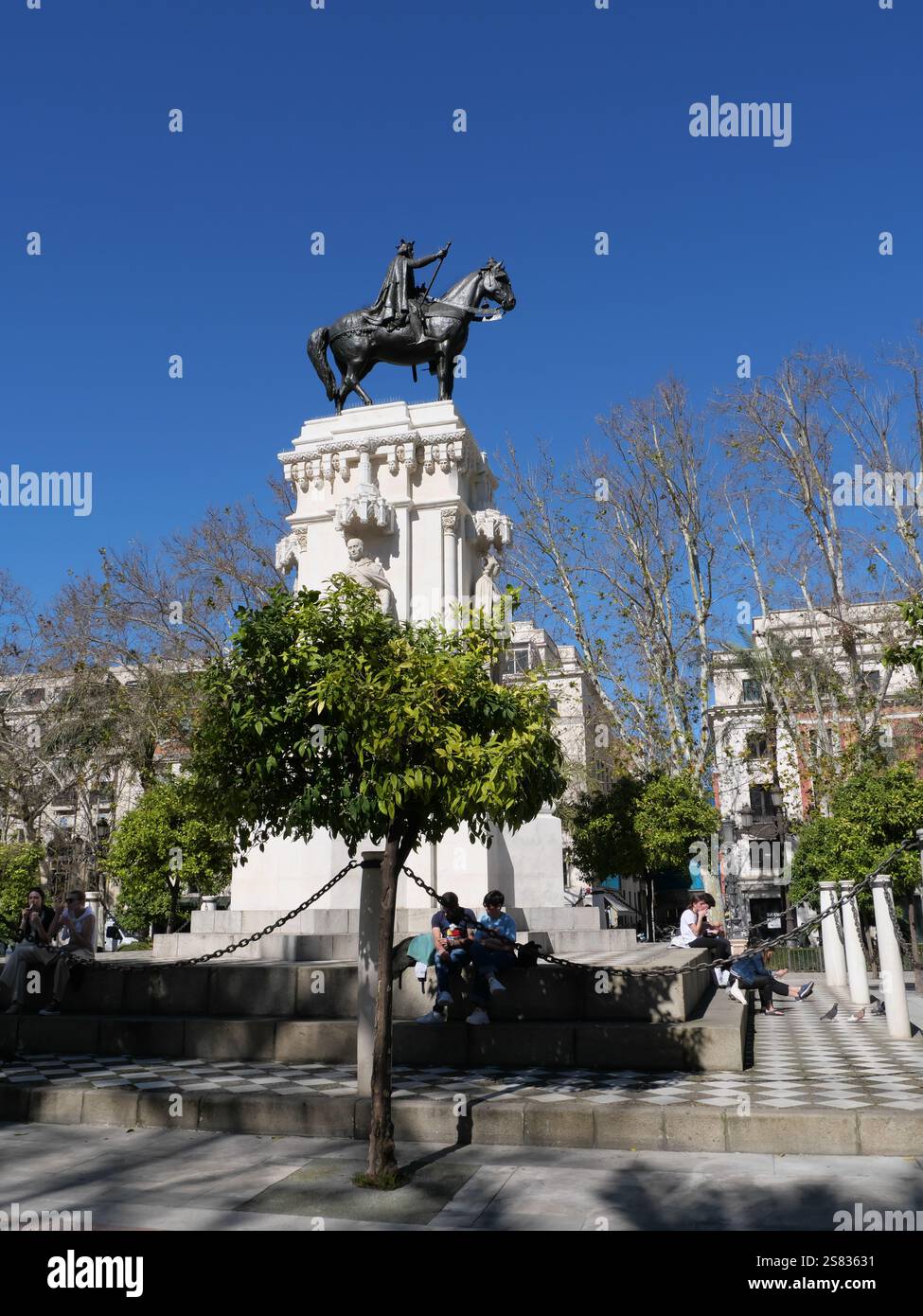 The Plaza Nueva with the equestrian statue of the Monumento a San ...