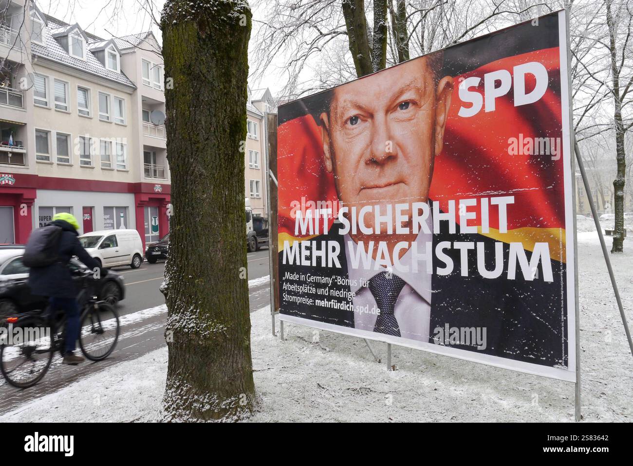 Feature / Symbol: Wahlplakate zur Bundestagswahl 01/25 thg Wahlwerbung ...