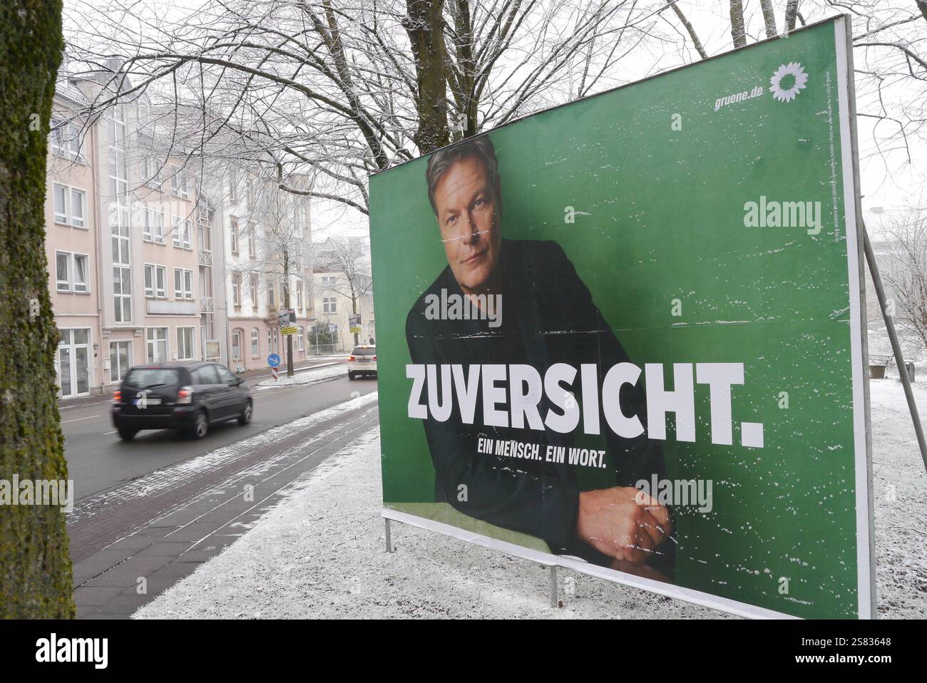 Feature / Symbol: Wahlplakate zur Bundestagswahl 01/25 thg Wahlwerbung ...