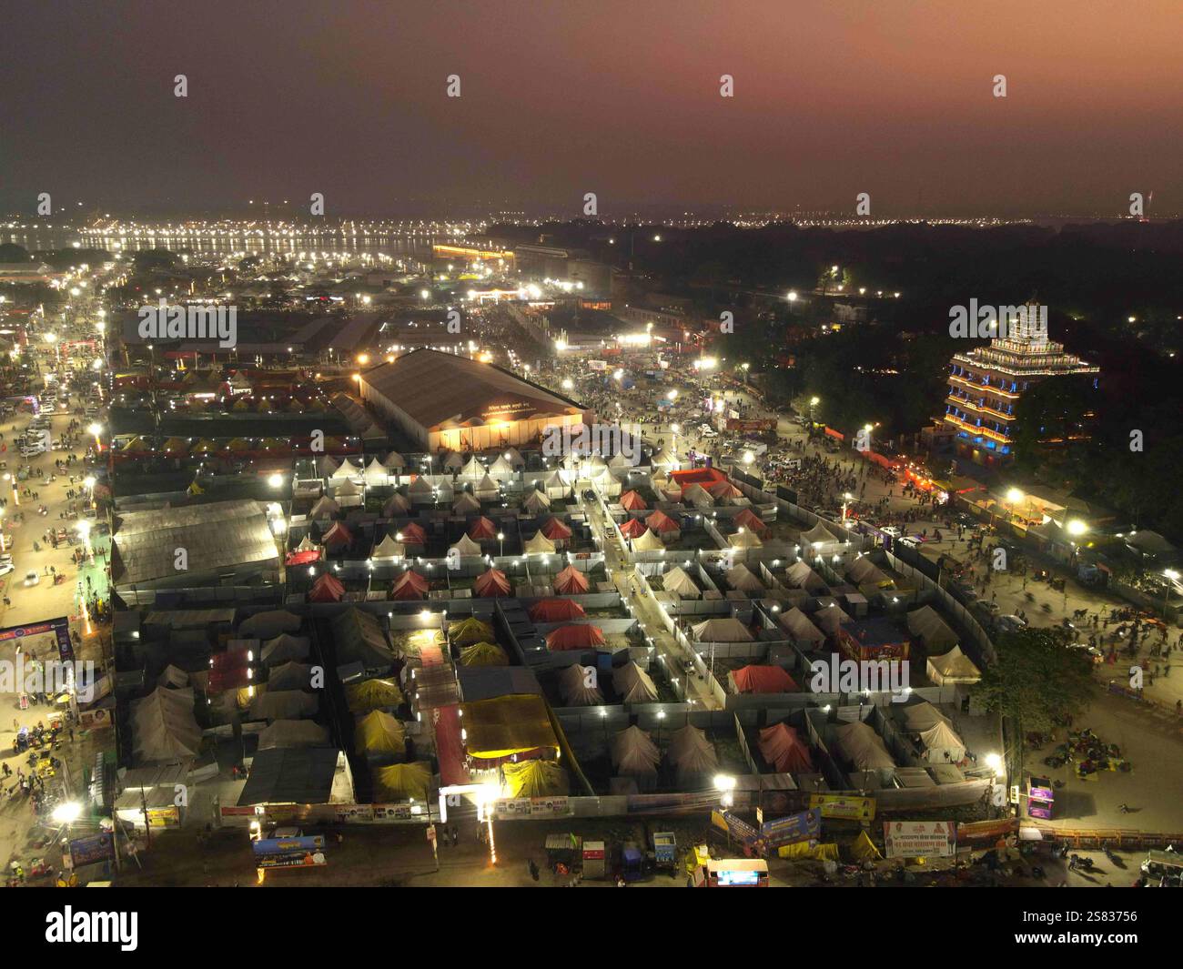 Prayagraj, Uttar Pradesh, India. 20th Jan, 2025. Prayagraj: Prayagraj ...