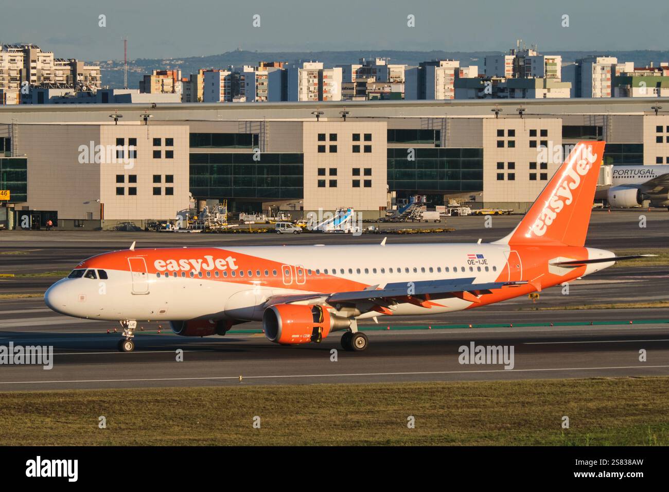 easyJet Airbus A320-214 passenger plane taxi on runway in Humberto ...
