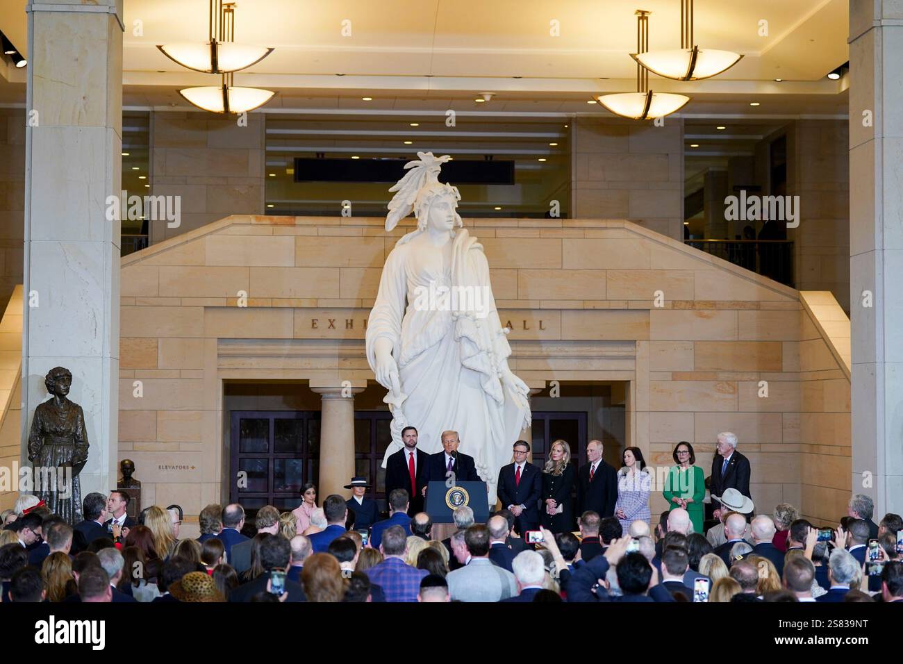 Washington, DC, USA. 20th Jan, 2025. US President Donald Trump, center ...