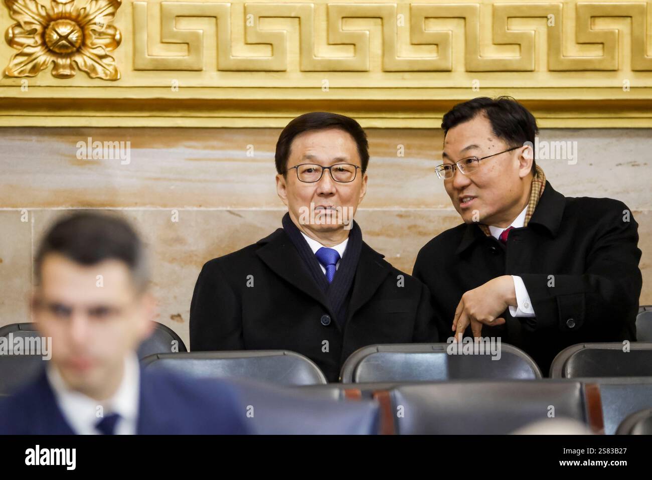 Han Zheng, left, Vice President of the People's Republic of China ...