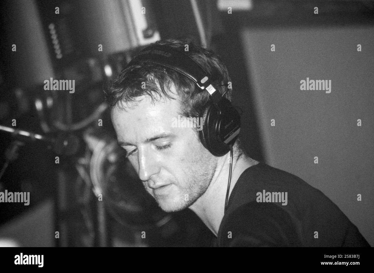 SASHA, DJ SET, 1999: British house music legend DJ Sasha playing live ...