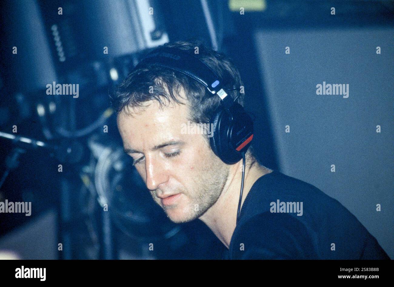 SASHA, DJ SET, 1999: British house music legend DJ Sasha playing live ...