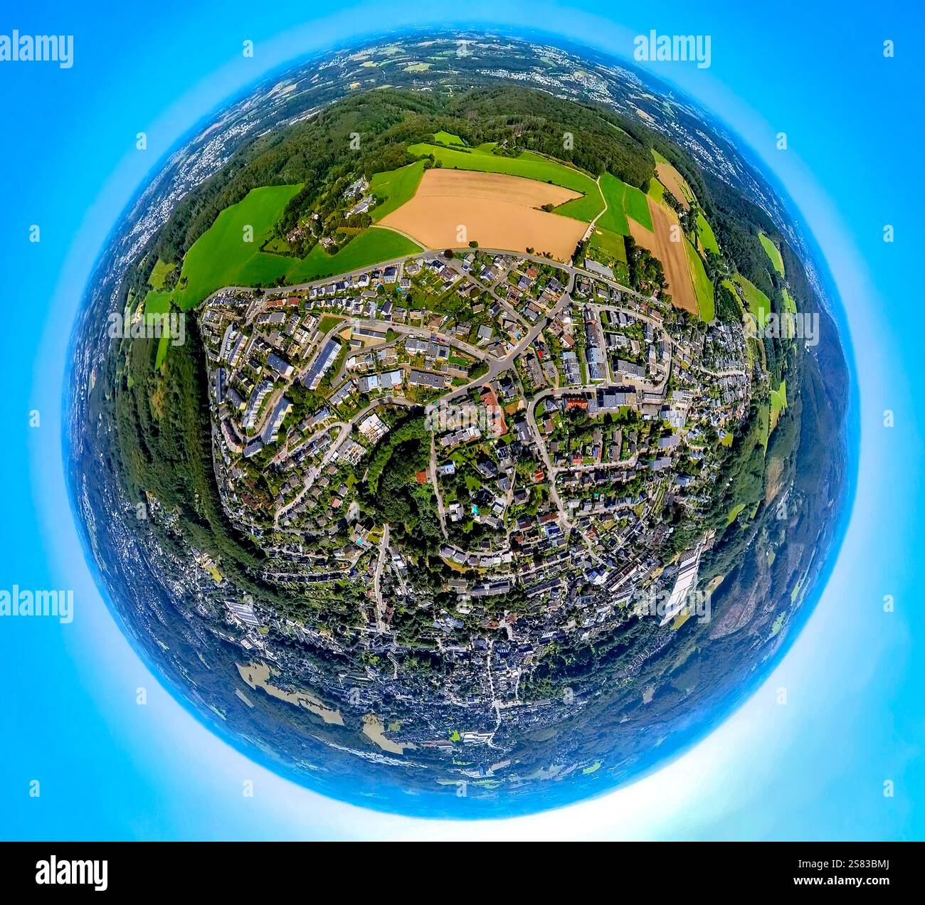 Aerial view, view of Voerde and residential area Vilvoorder Straße ...