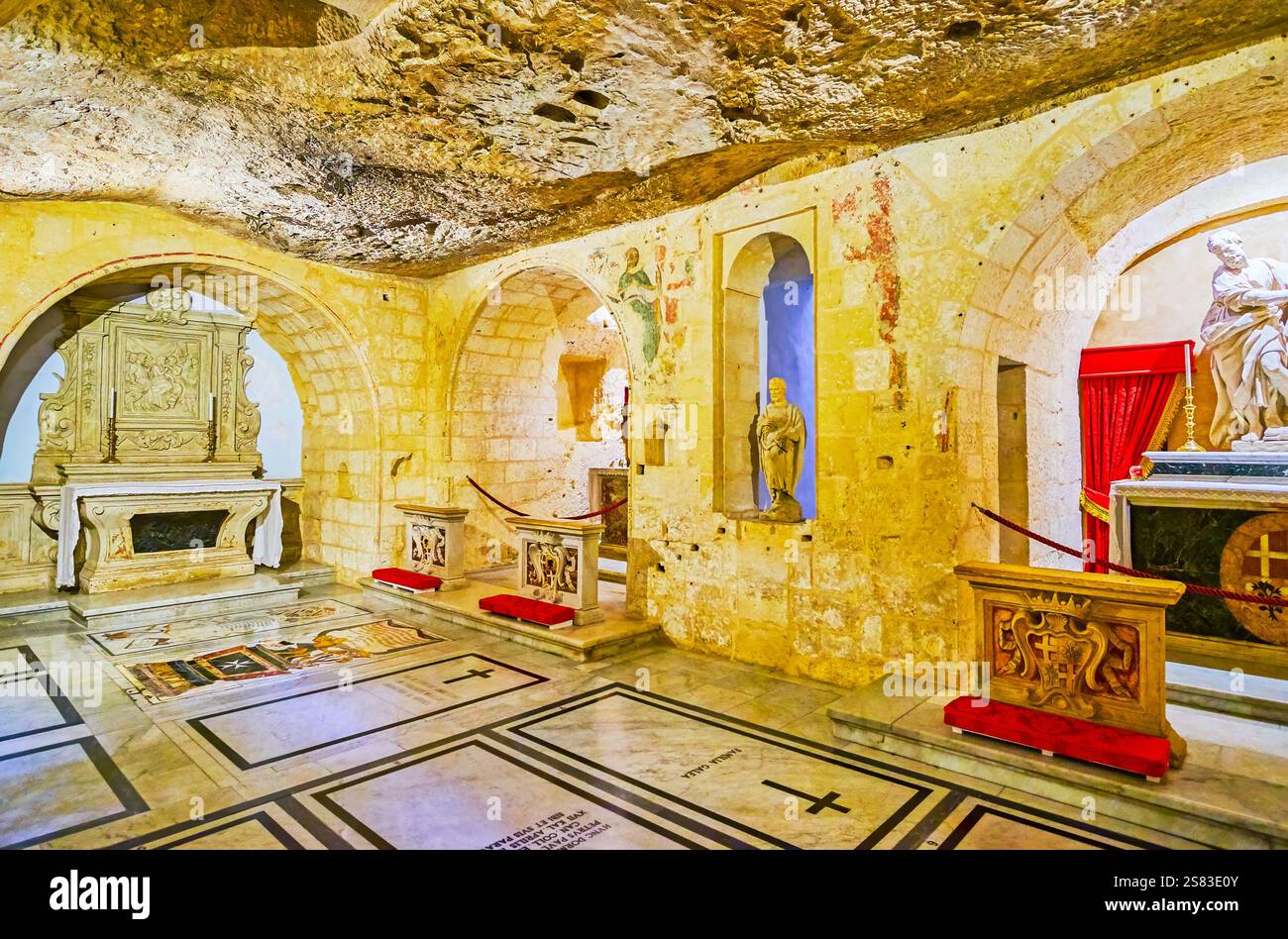 RABAT, MALTA - JUNE 16, 2018: The altar with St Paul's statue in chapel ...