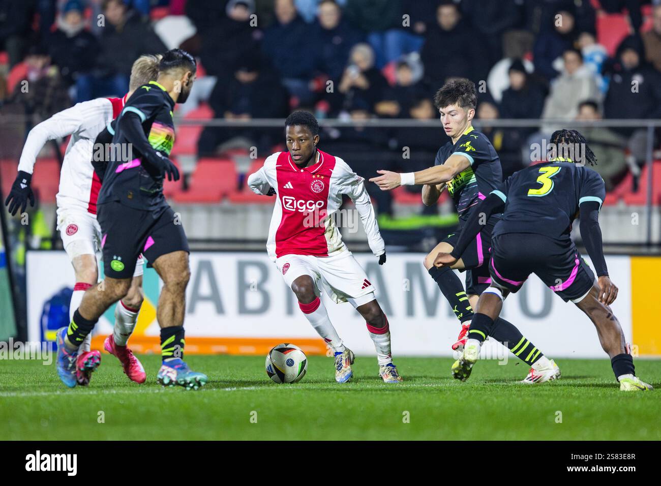 AMSTERDAM, 20-01-2025, Sportpark De Toekomst, Dutch Keuken Kampioen Divisie football, season ...