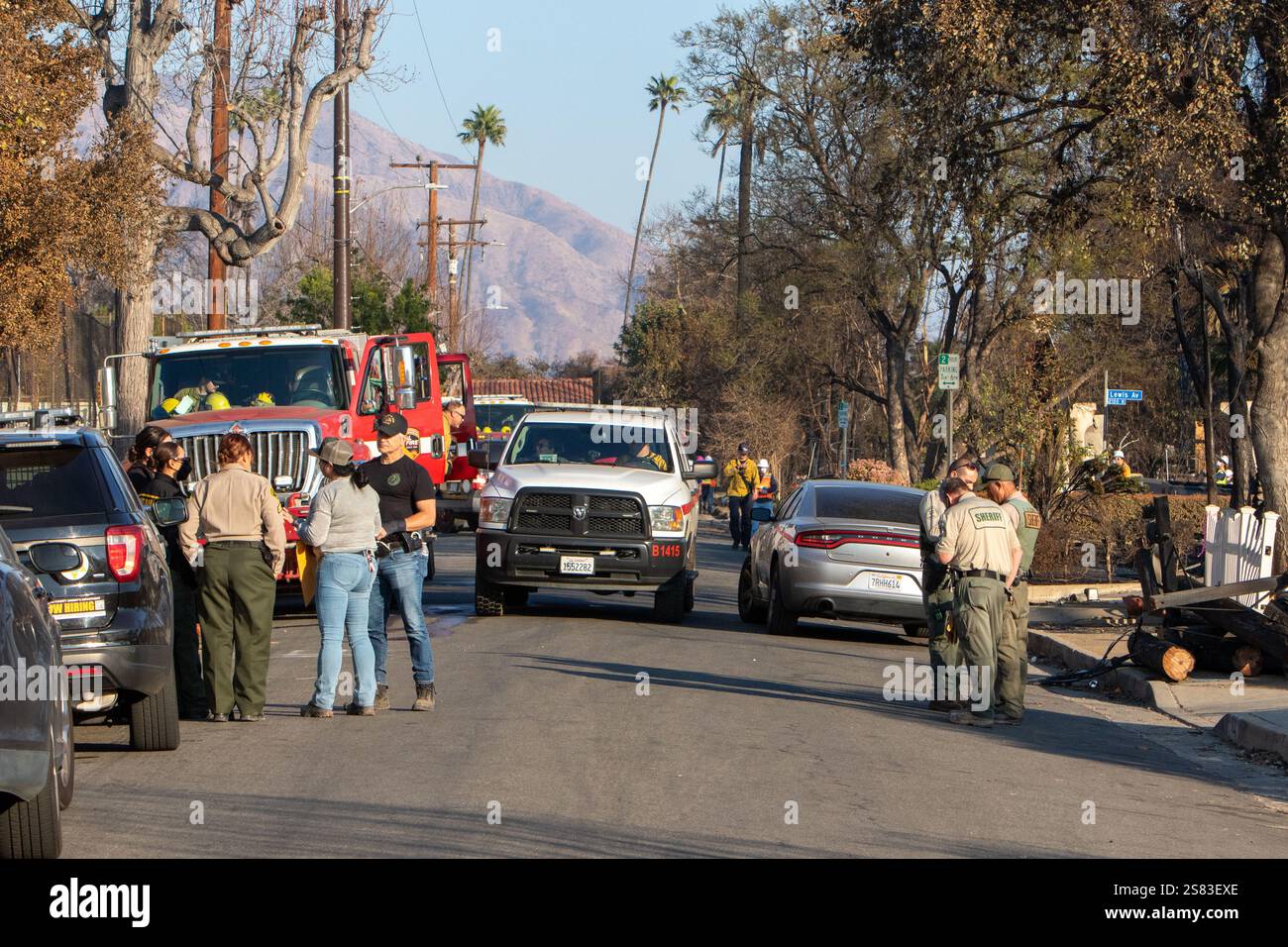 January 18, 2025, Altadena, Ca, USA: Los Angeles County Sheriff ...