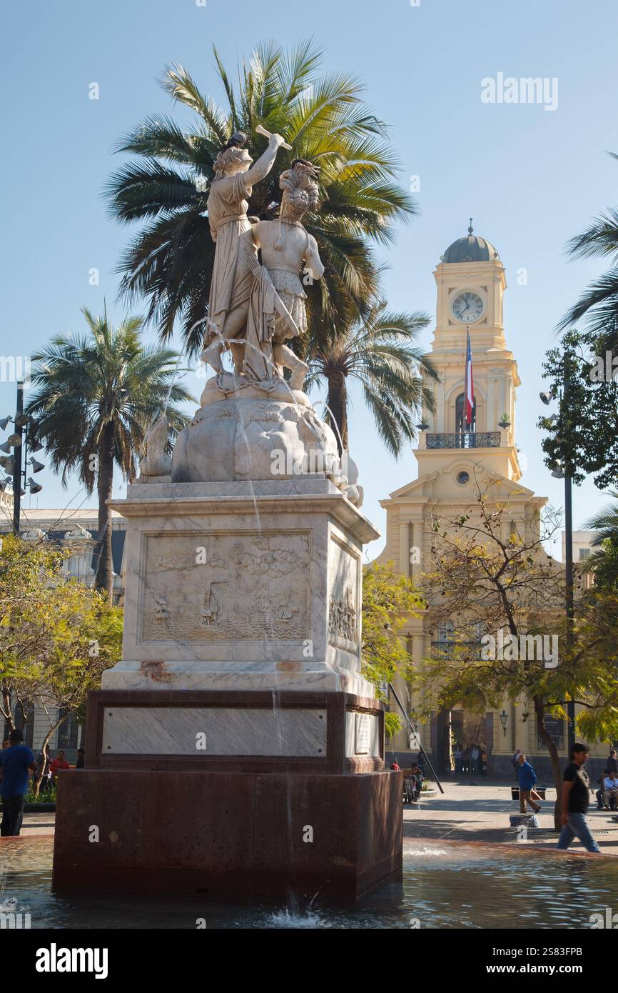 The Monument of the american liberty and the clock tower of the Museum ...