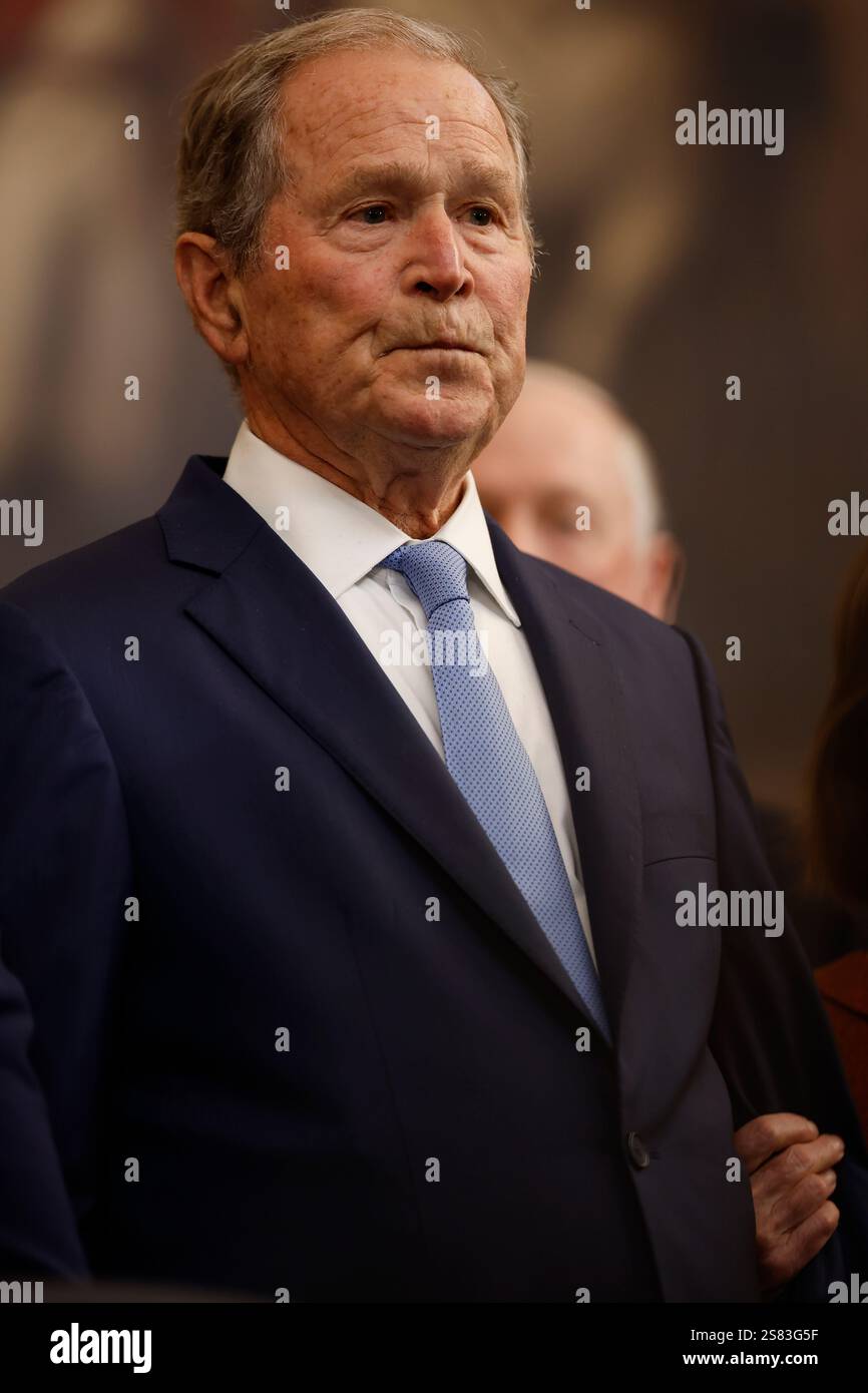 WASHINGTON, DC - JANUARY 20: Former President George W. Bush attends ...
