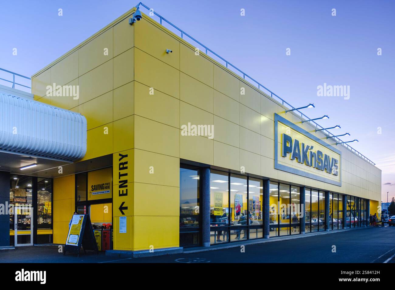 Pak'nSave supermarket exterior in New Zealand with its iconic yellow ...
