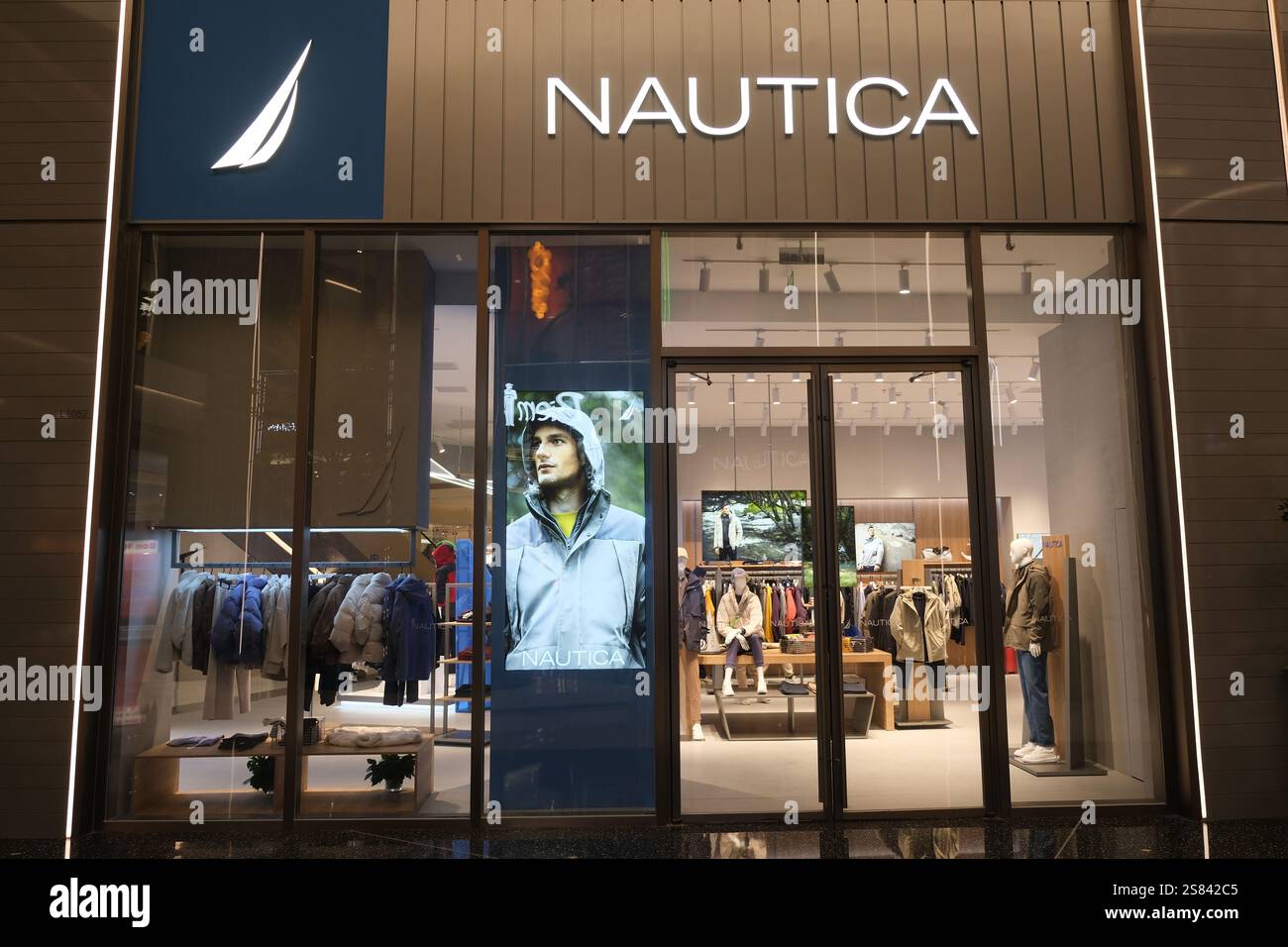 Logo nautica hi-res stock photography and images - Alamy