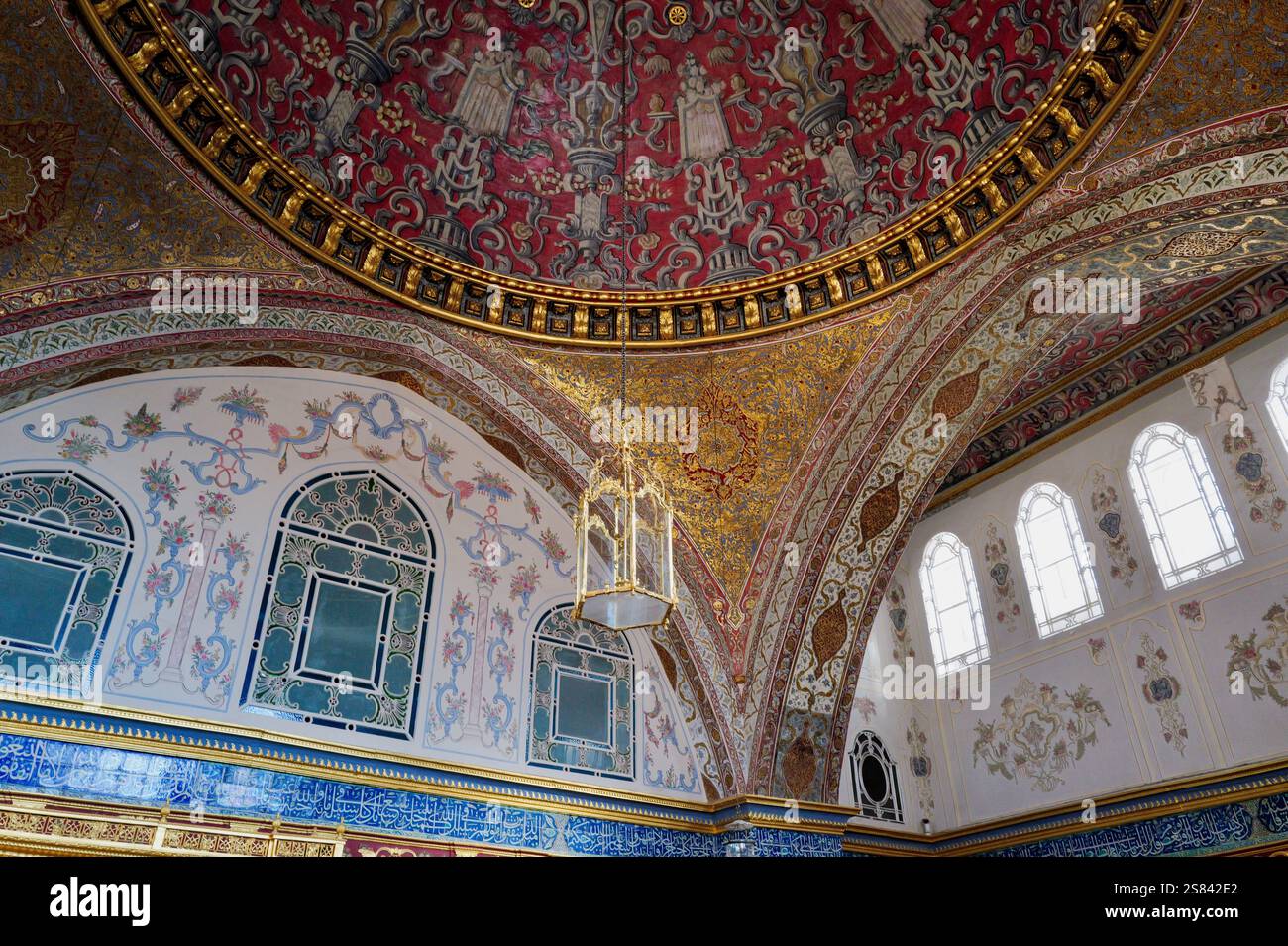 Sites around Istanbul, Turkey - including the Grand Bazaar, Hagia ...