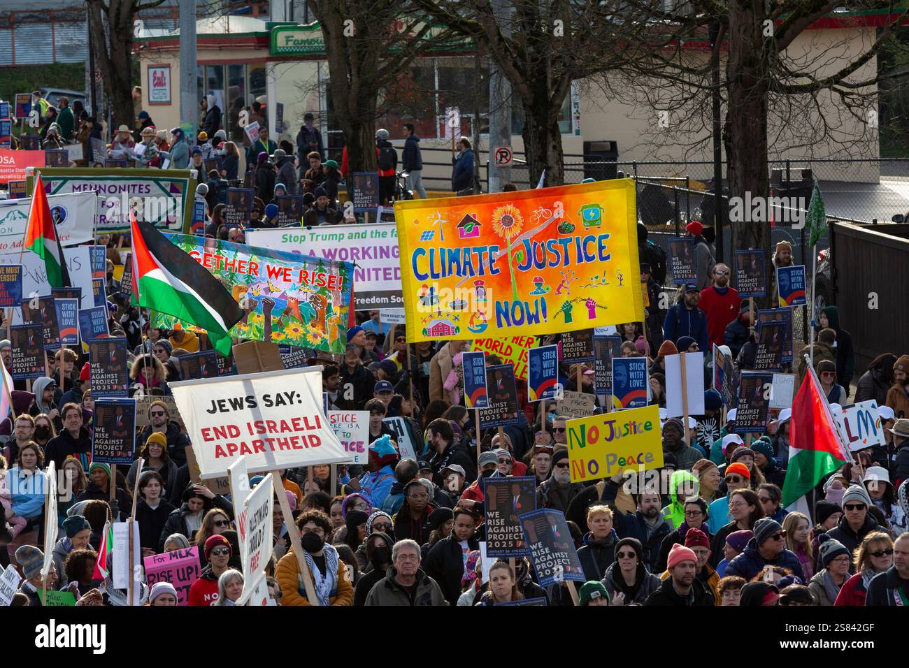 Seattle, Washington, USA. 20th January, 2025. A crowd of thousands ...