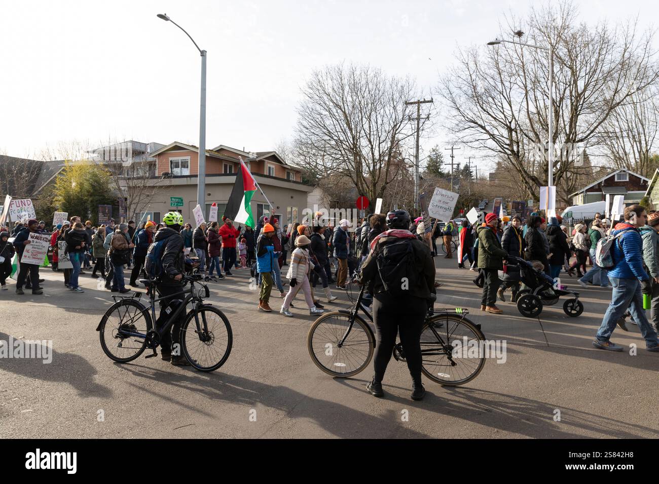 Seattle, Washington, USA. 20th January, 2025. A crowd of thousands ...