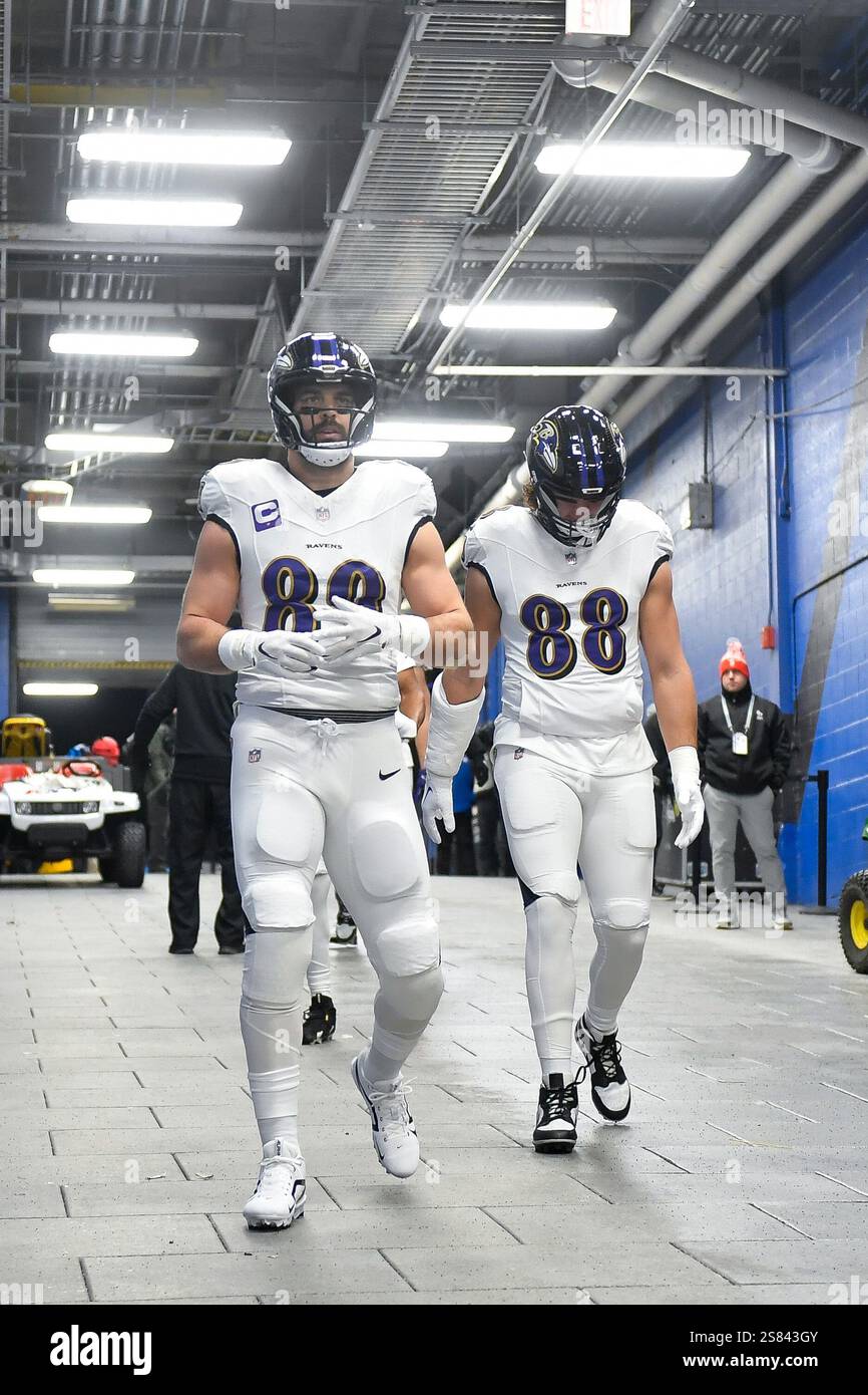 Baltimore Ravens tight ends Mark Andrews, left, and Charlie Kolar walk ...