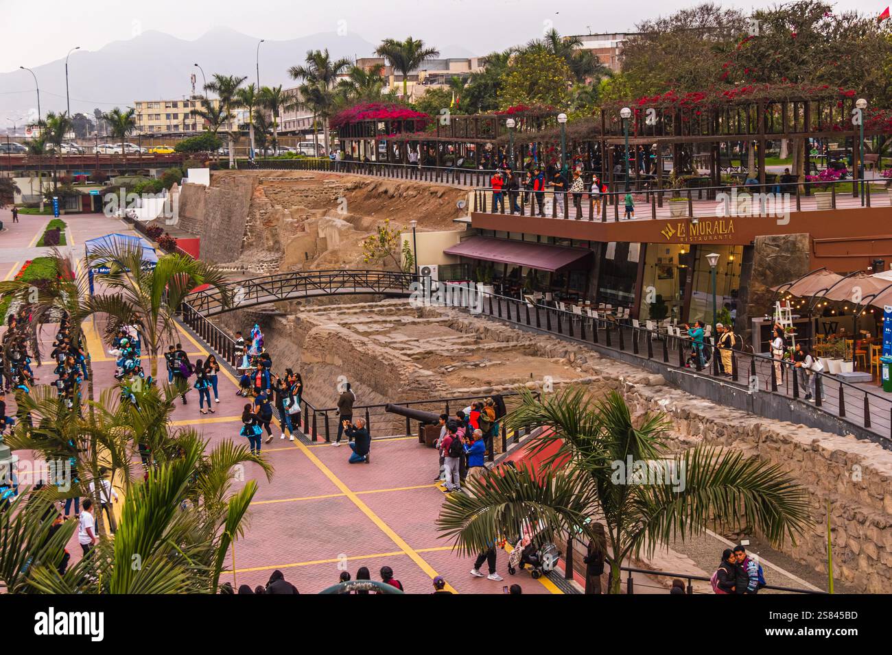 Parque de la Muralla, Cercado de Lima - Peru Stock Photo - Alamy