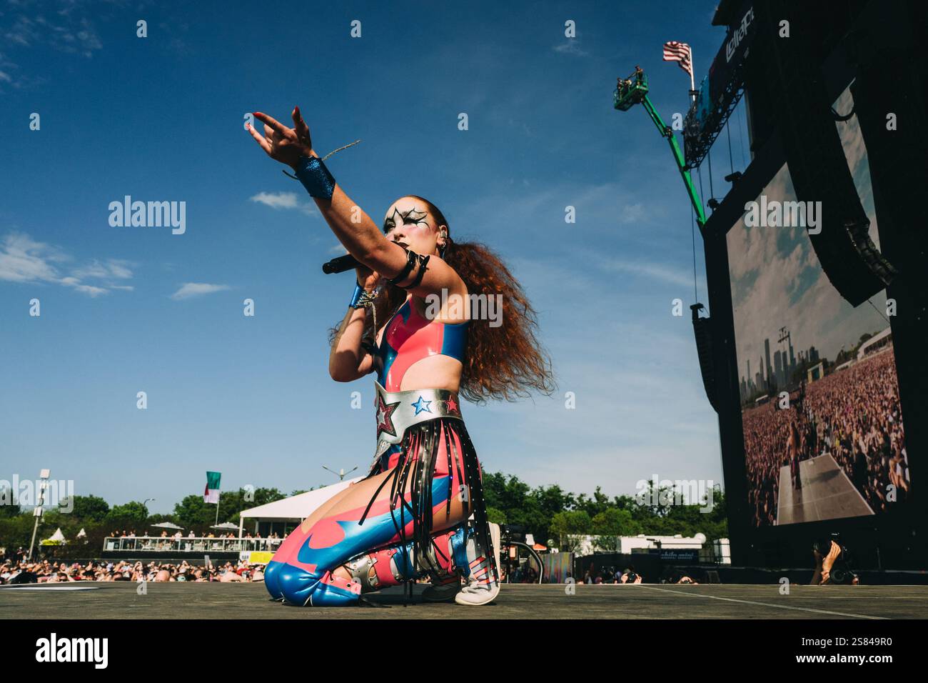 Chappell roan hi-res stock photography and images - Alamy