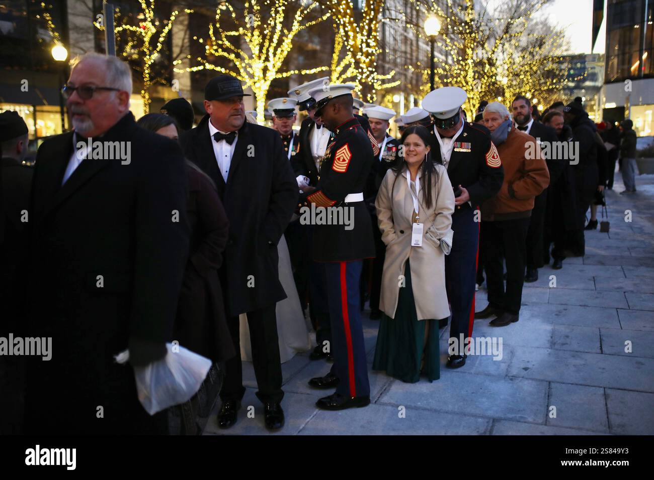 Washington Dc, United States. 20th Jan, 2025. People line up for ...