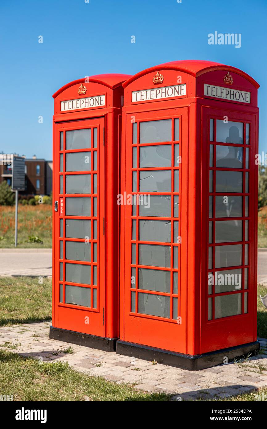 Paved area surround hi-res stock photography and images - Alamy
