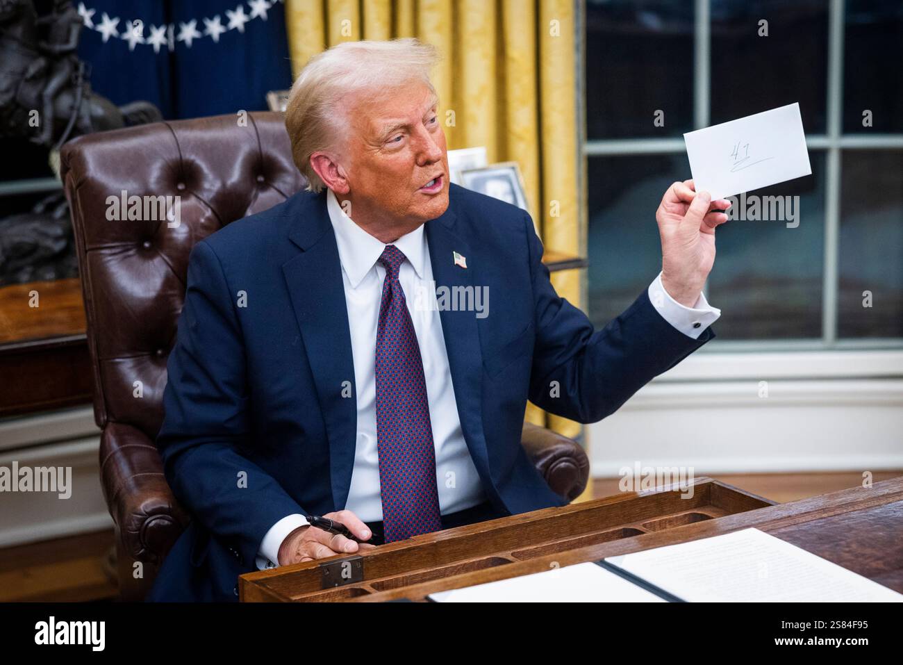 Washington, DC, USA. 20th Jan, 2025. US President Donald Trump holds at ...