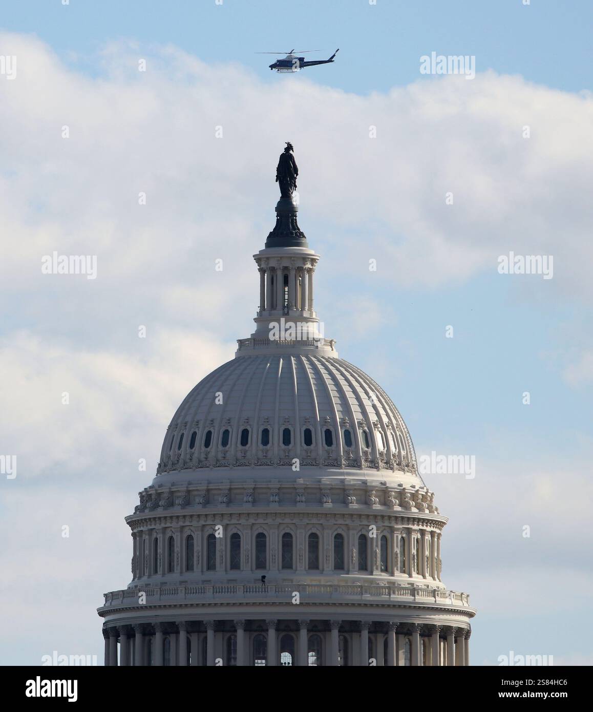 Washington Dc, Virginia, USA. 20th Jan, 2025. A U.S. Park Police ...
