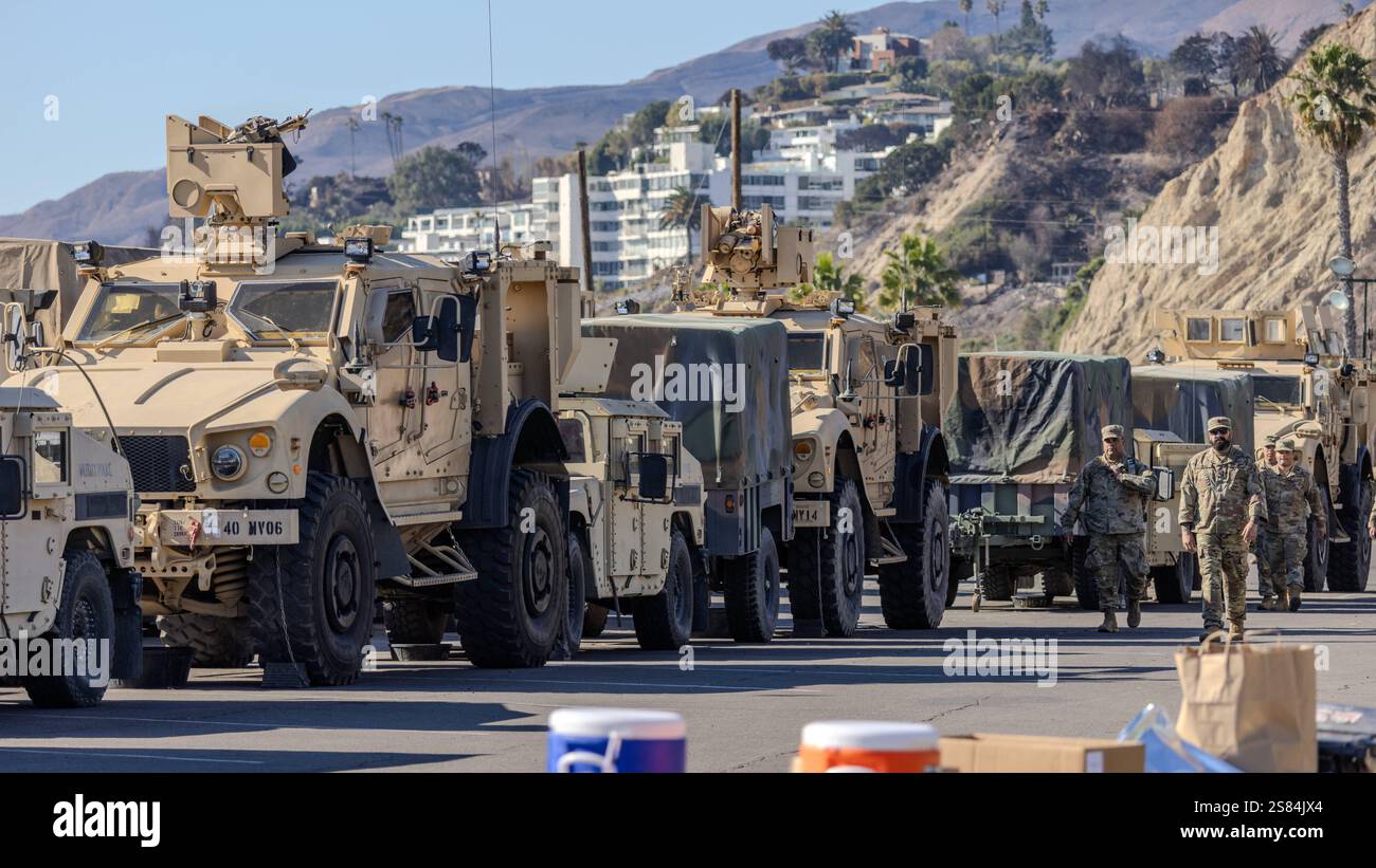 Pacific Palisades, California, USA. 16th Jan, 2025. U.S. Army National ...
