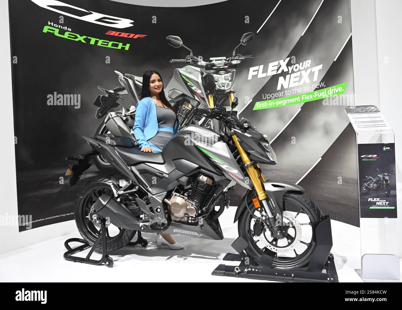 New Delhi, India. 20th Jan, 2025. NEW DELHI, INDIA - JANUARY 20: Visitors look at Honda company ...