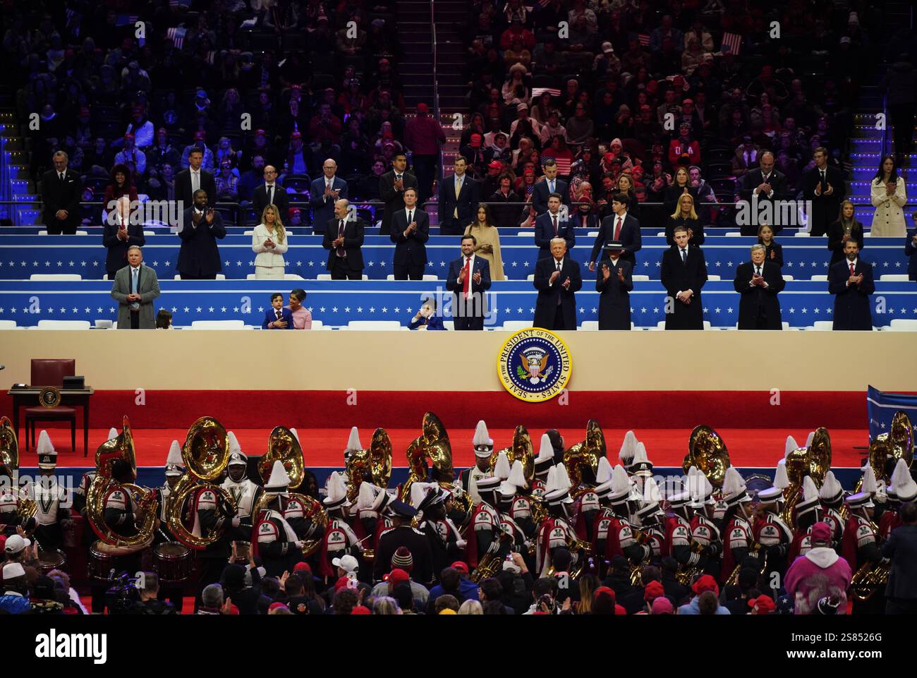 R rotunda white hi-res stock photography and images - Alamy