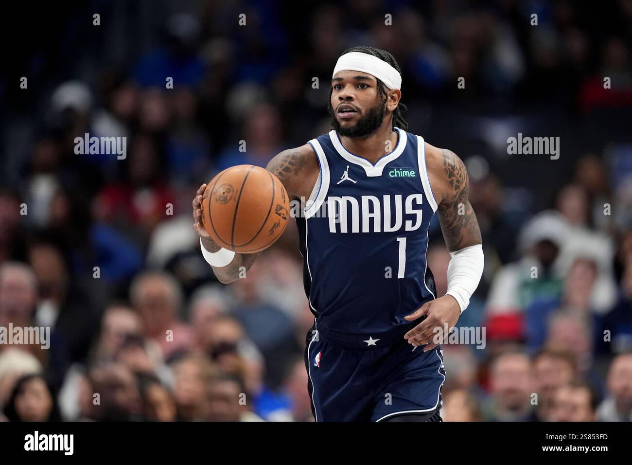 Dallas Mavericks guard Jaden Hardy handles the ball during an NBA ...
