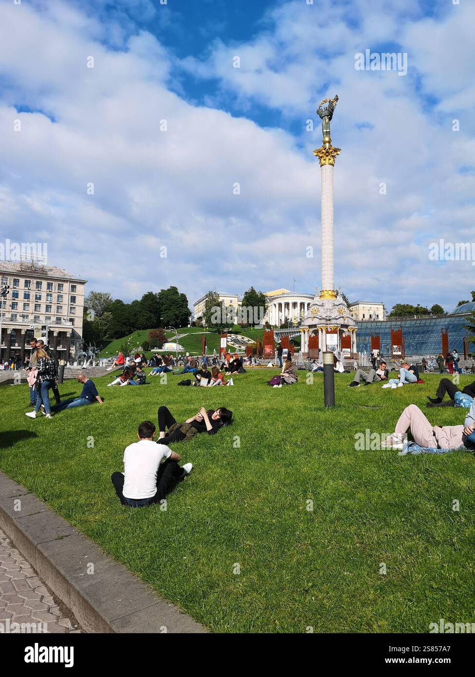 Maidan Nezalezhnosti, Independence Square, in Kyiv, Ukraine ...