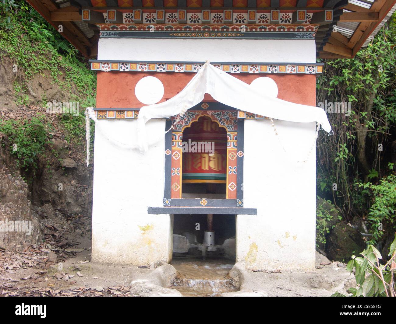 Buddhist water-powered prayer wheel inside a shed in Bhutan Stock Photo ...