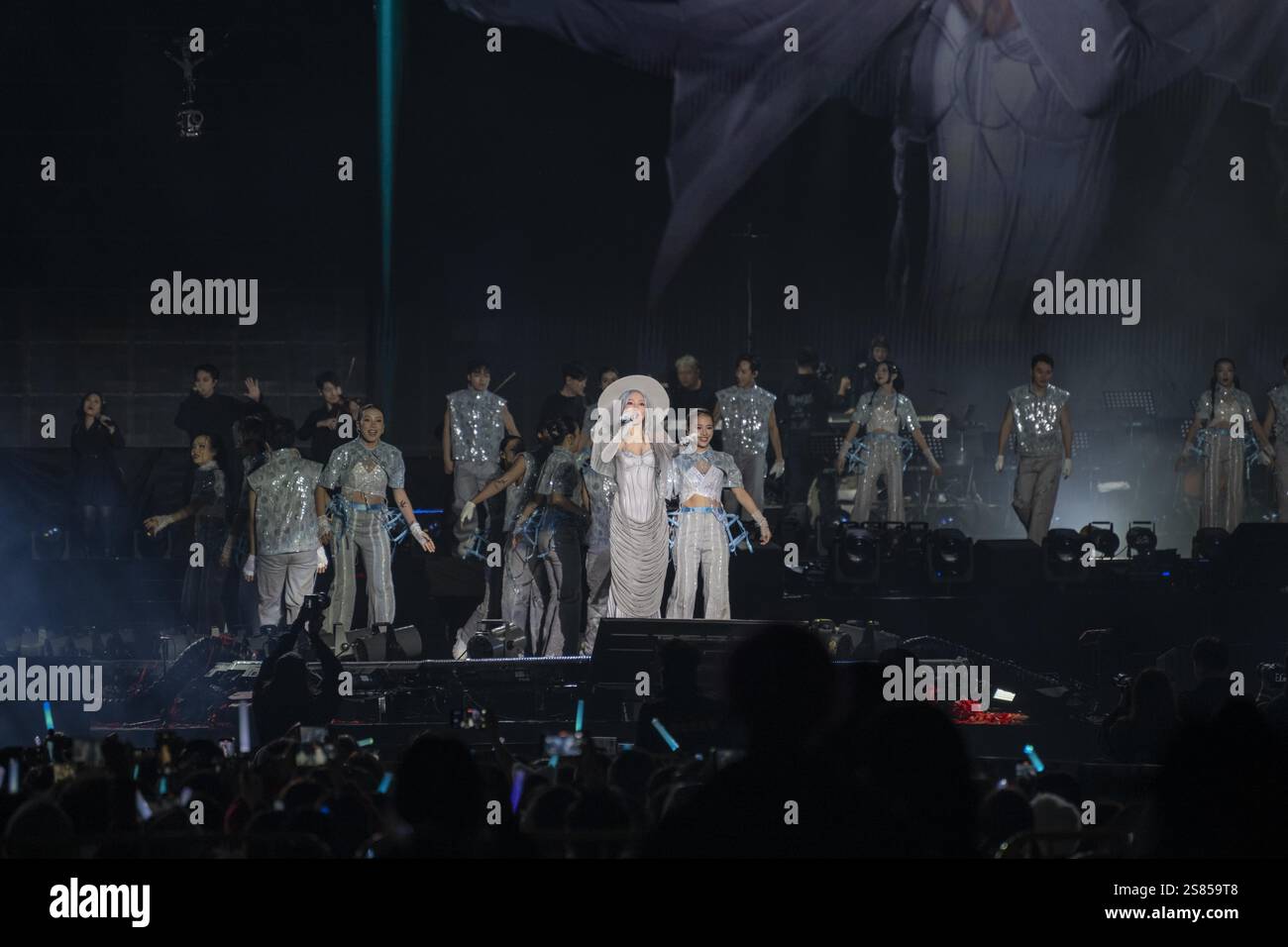 Taiwanese singer and actress Angela Zhang holds a concert in Haikou ...