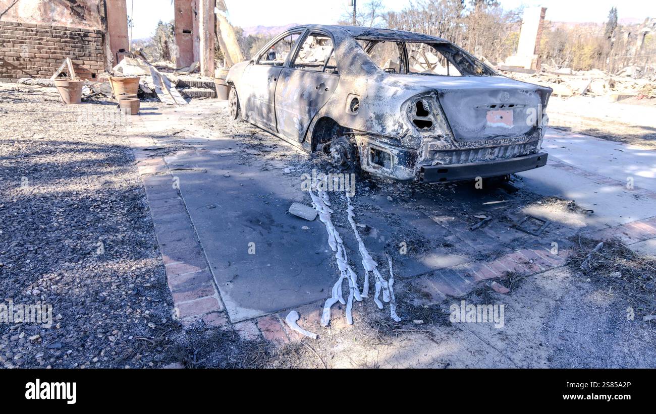 Pacific Palisades, California, USA. 16th Jan, 2025. Demolished vehicle ...
