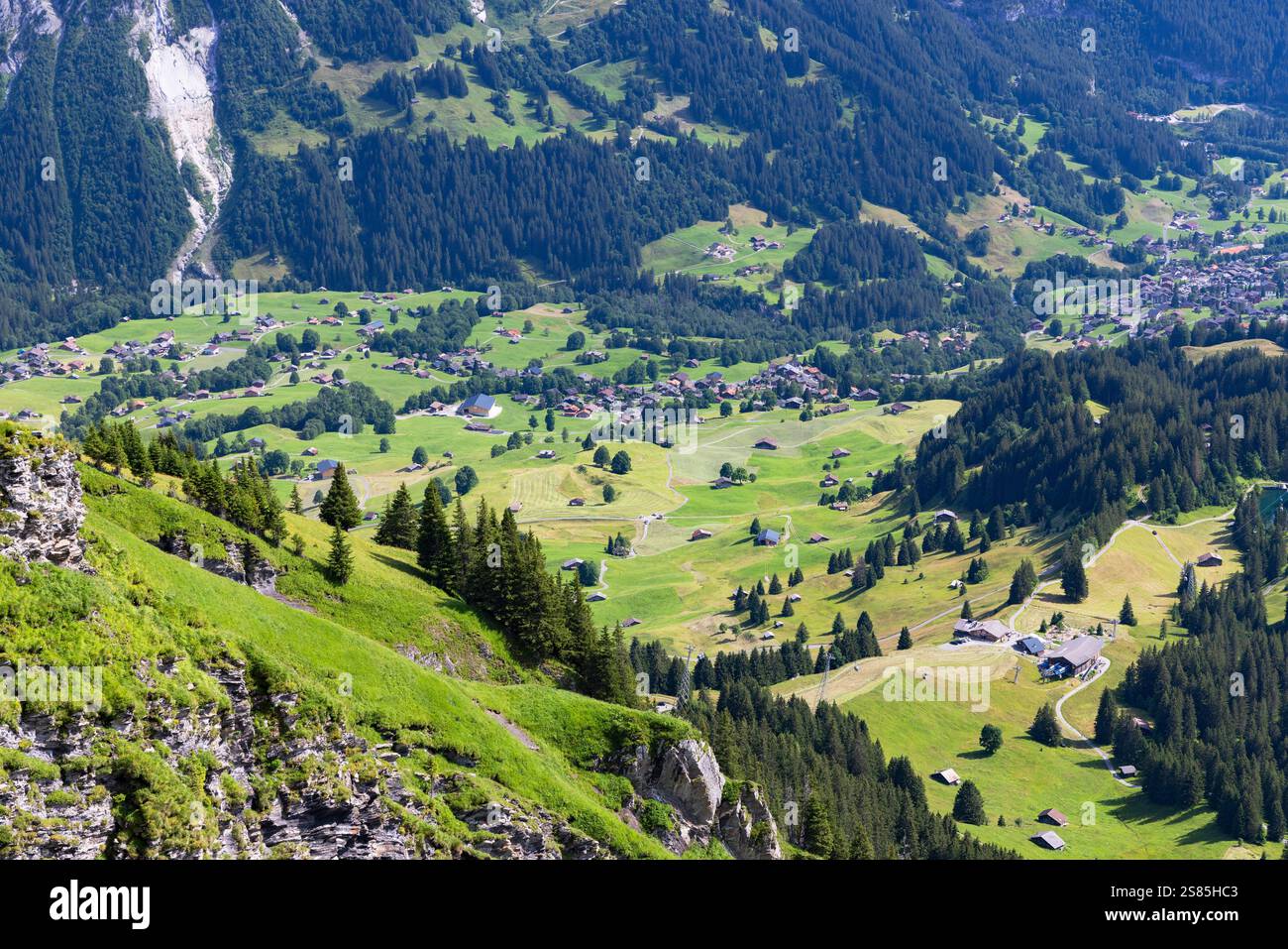 View of Grindelwald, Jungfrau Region, Bernese Oberland, Switzerland ...