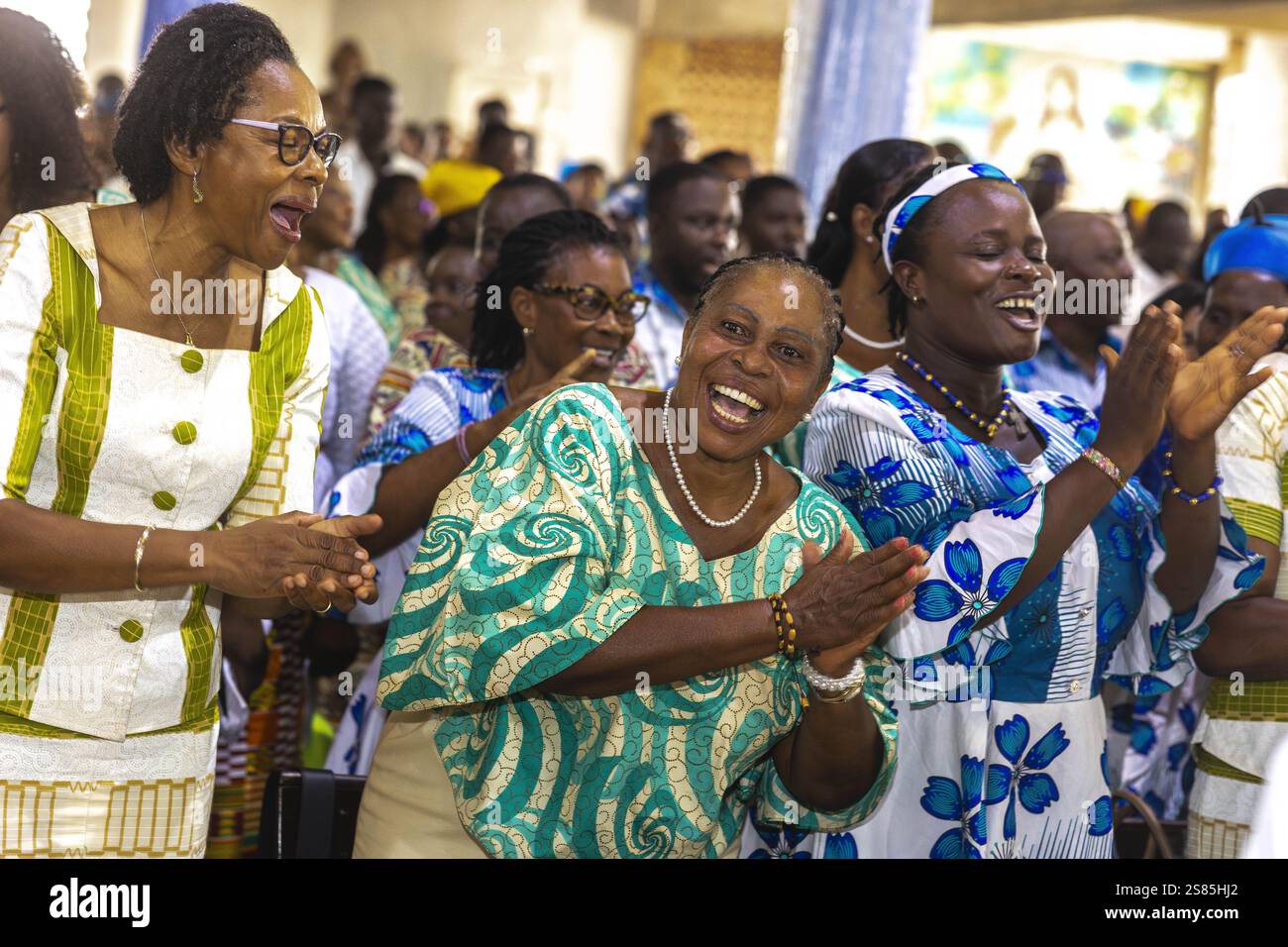 Mass in St. Anthony's Catholic Church, Hanoukope, Lome, Togo Stock ...