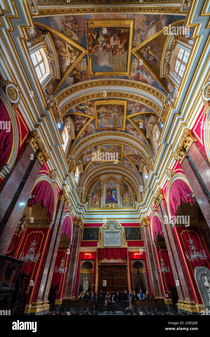 Interior of St. Paul's Cathedral, Mdina, Malta Stock Photo - Alamy